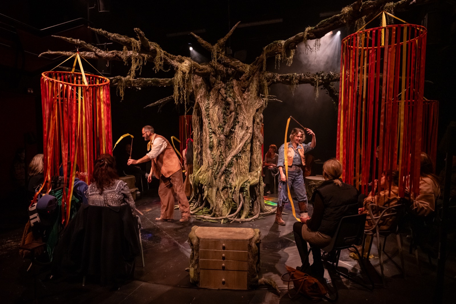 Tale of old oak is a treat for all senses – Community Living